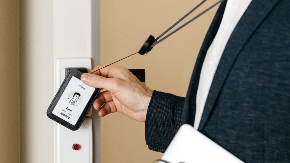 Orbitkey ID Card Holder Review - Innovative Card Holder - Mr Gadget